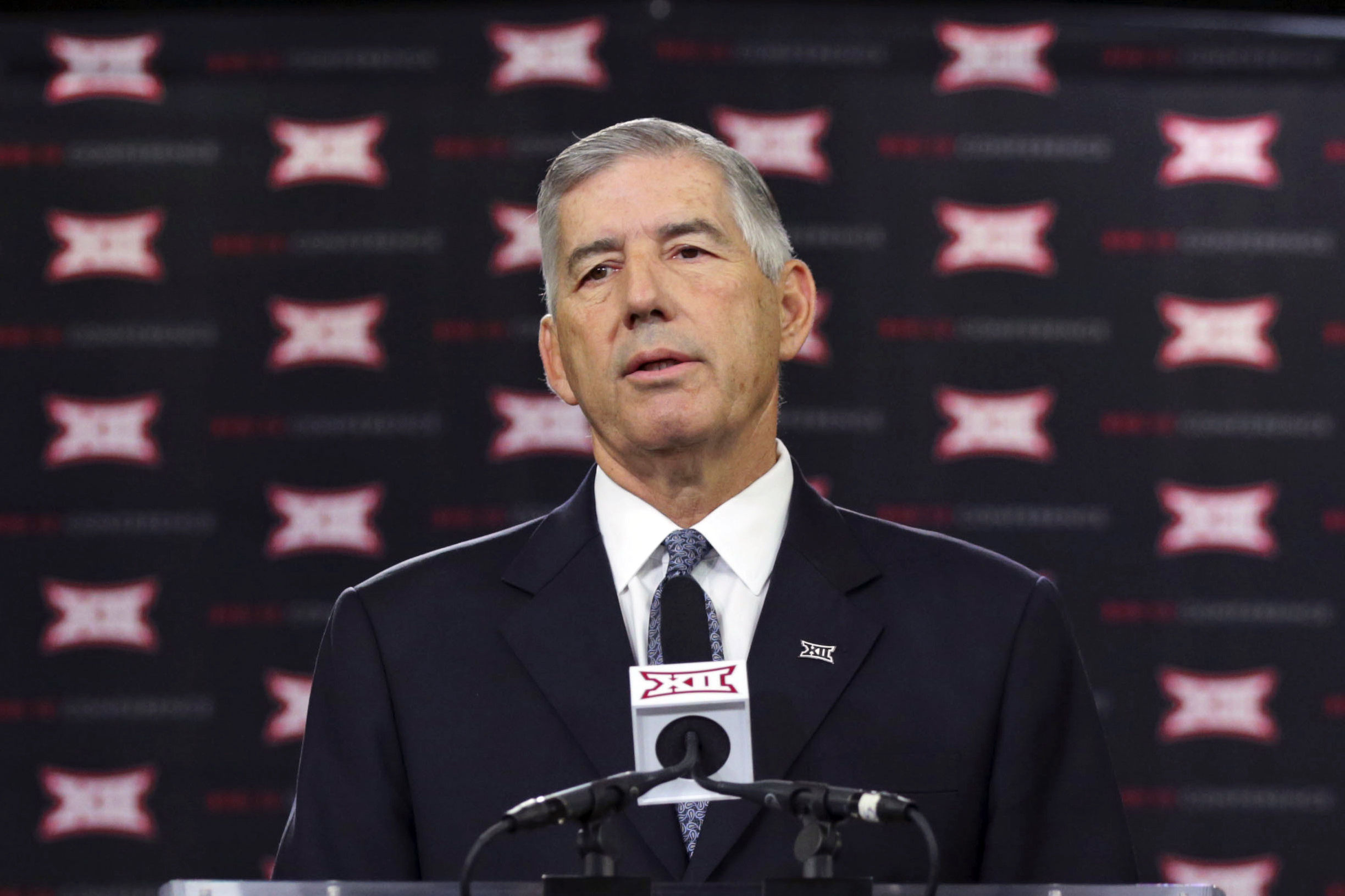 Big 12 commish Bowlsby stepping away from role this year | News, Sports ...